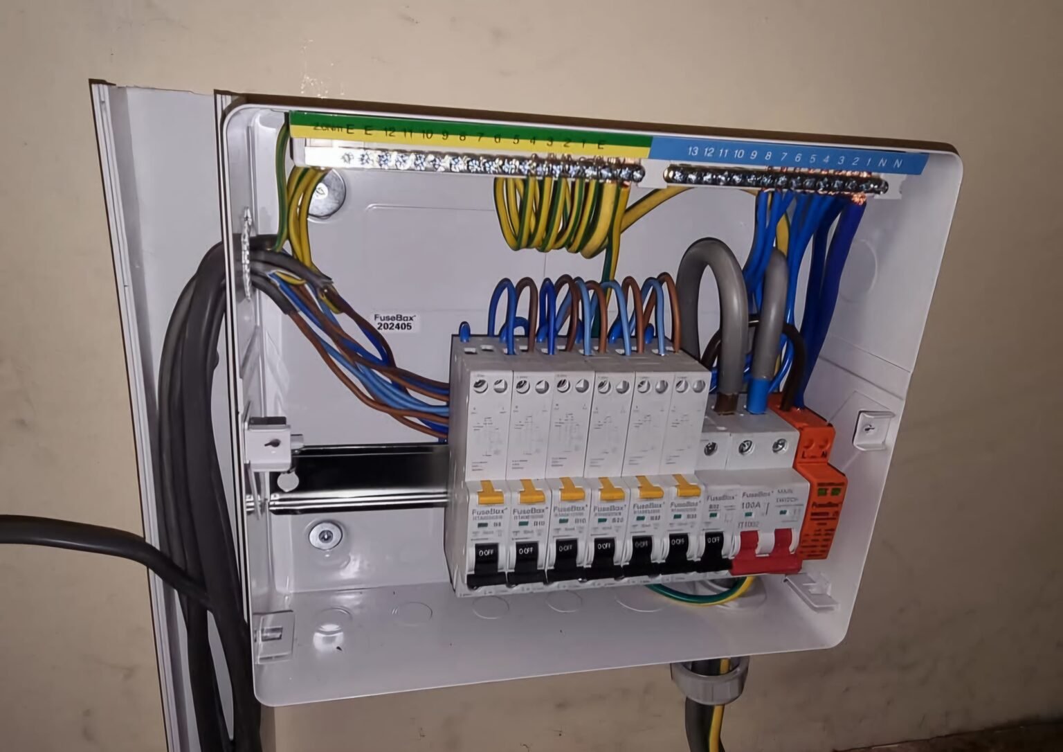 Expert Electrical Solutions For Your Home and Business